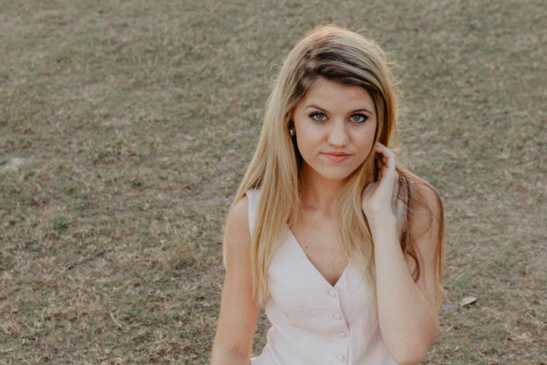 | Country Artist Montana Modderman Takes the WheelThe Hudsucker