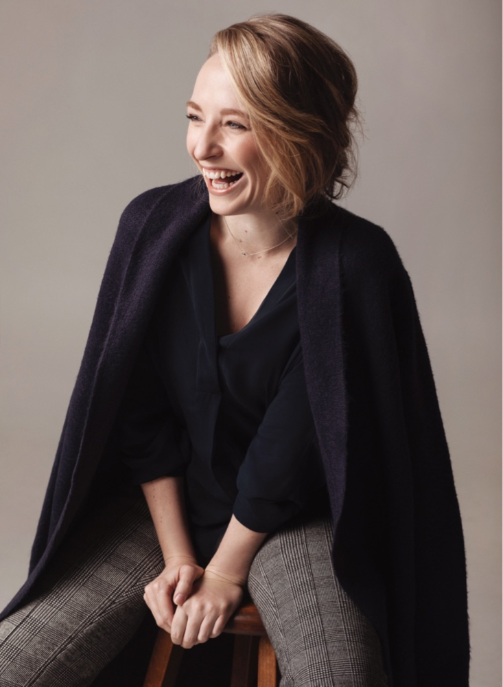 | Actress Annette Reilly Casts Her Spell on ‘Chilling Adventures of ...